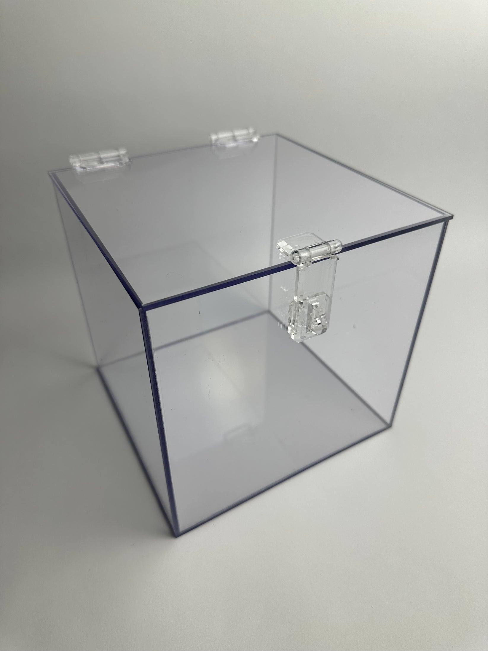Custom Made Clear Acrylic Box With Hinged Top Lid And Hasp – Pleximart